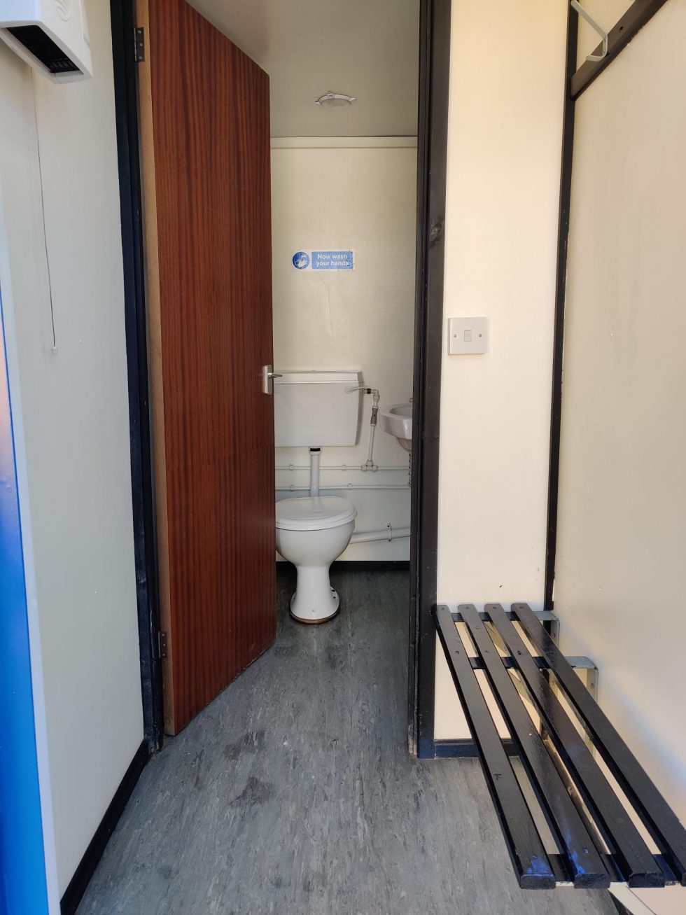Advantages of Choosing Multiple Toilet Blocks Over a Single Unit ...